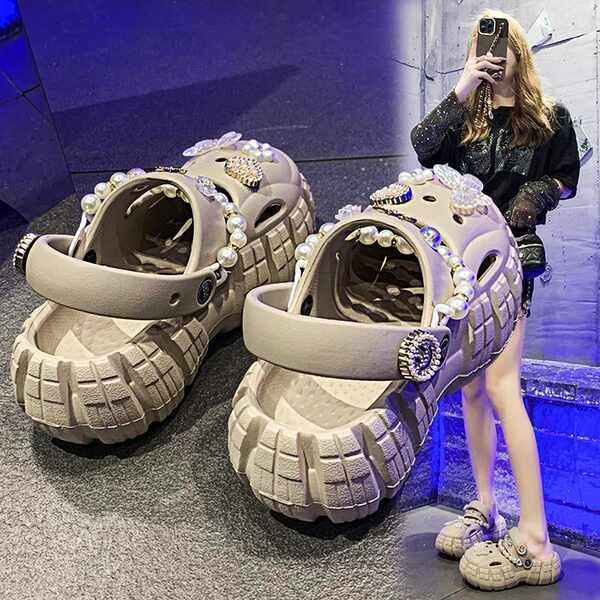 crocs women crocs Daphne Tire Sole Anti-Slip Hole Kasut Wanita Musim ...