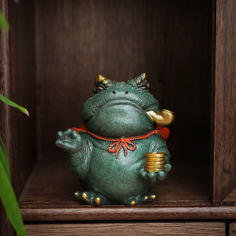 Shopee OfficialGreen sandstone tea pet gold toad figurine, calculate ...