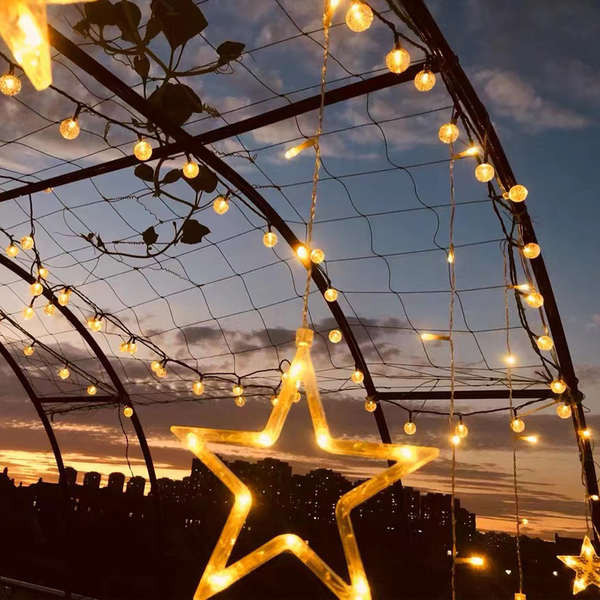 christmas tree with light christmas light Lampu Rentetan Suria Luar ...