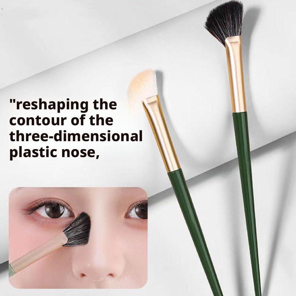 Sickle Nose Shadow Brush Angled Contouring Gloss Makeup Brush Blending ...