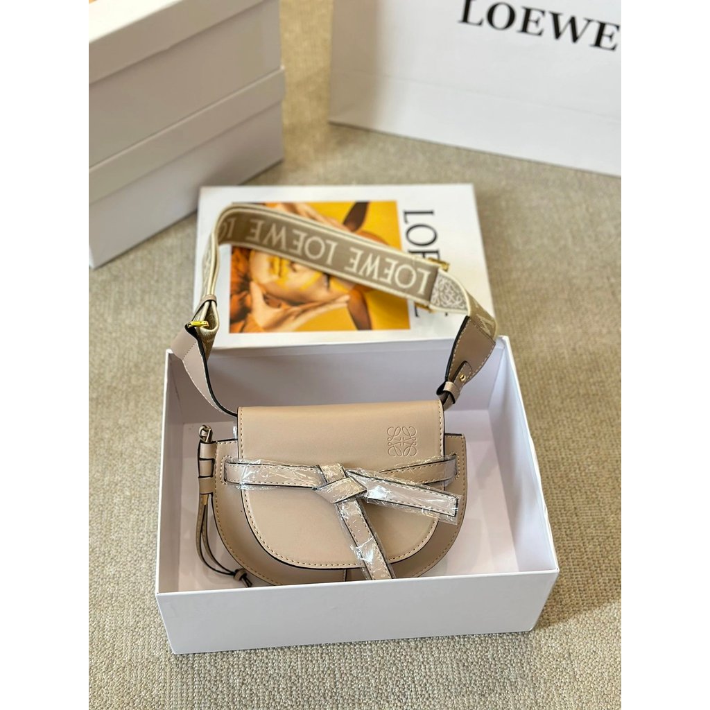 LOEWE/LOEWE New Style gate mini Embroidered Saddle Bag Genuine Leather ...