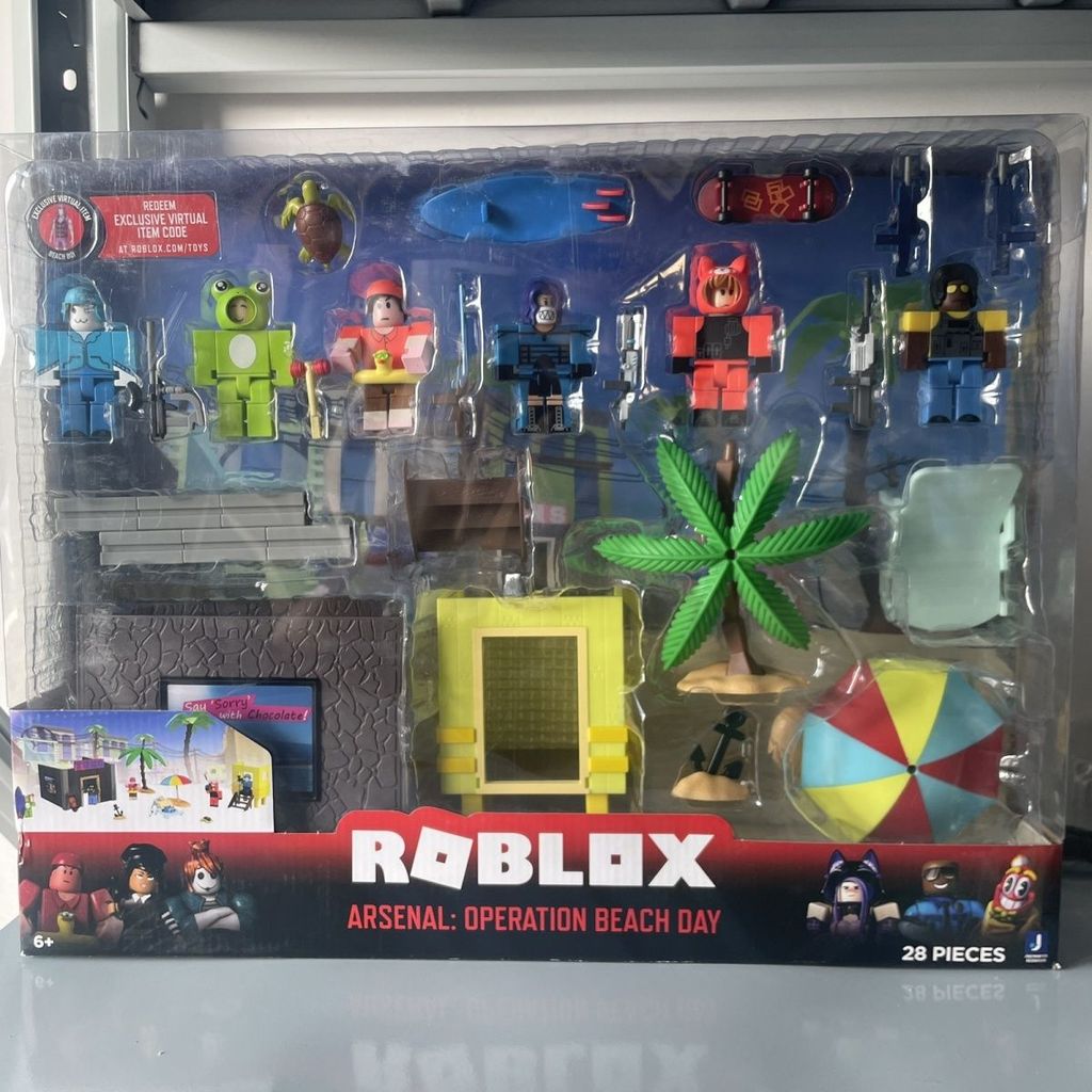 Zoo Mystery Box Mini Genuine ROBLOX Virtual World Beach Action Set ...