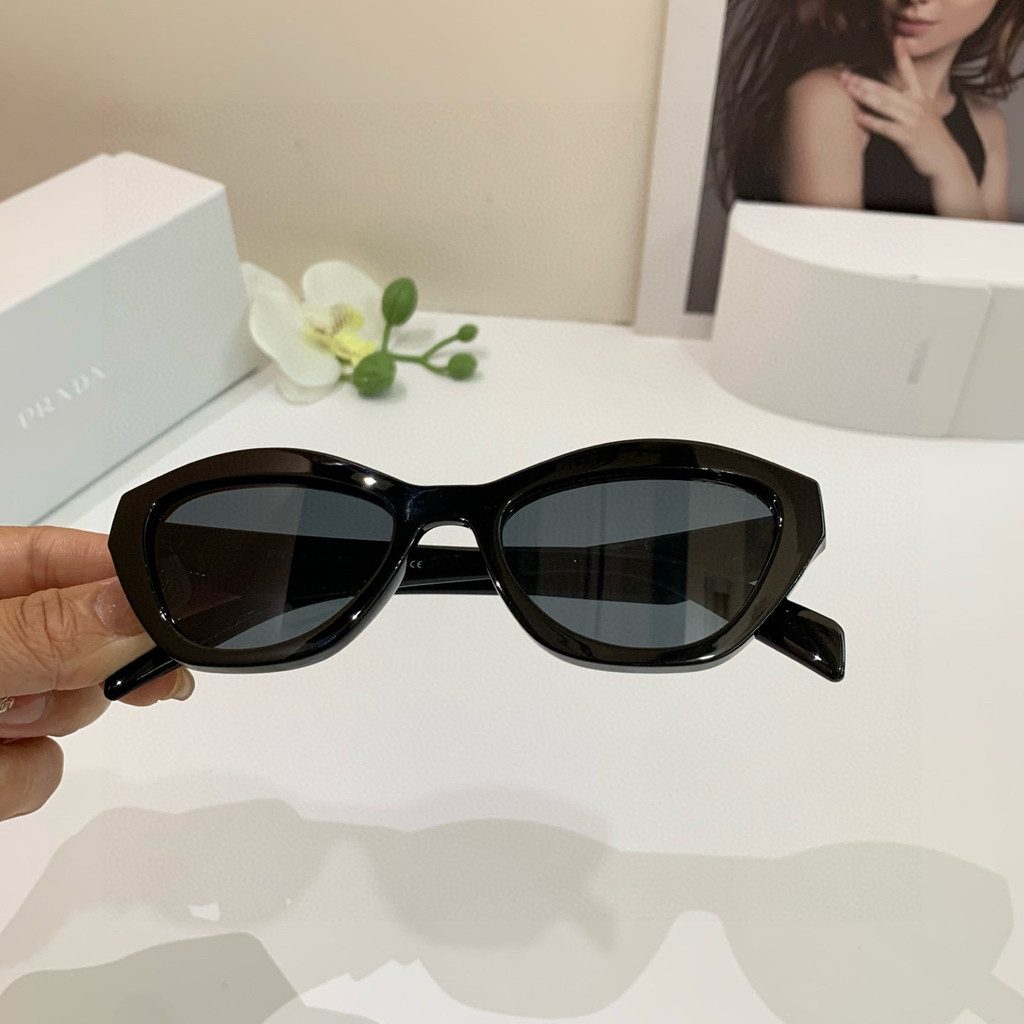 Prada/Prada 2025 New Style Trendy Men Women Couples Sunglasses ...