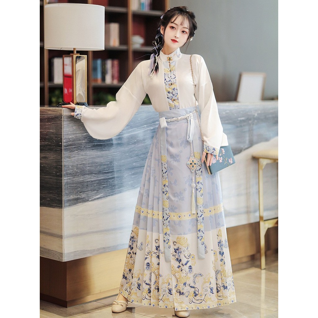 Hanfu Suit - Traditional Gold Red Phoenix Design for Women | Shopee ...