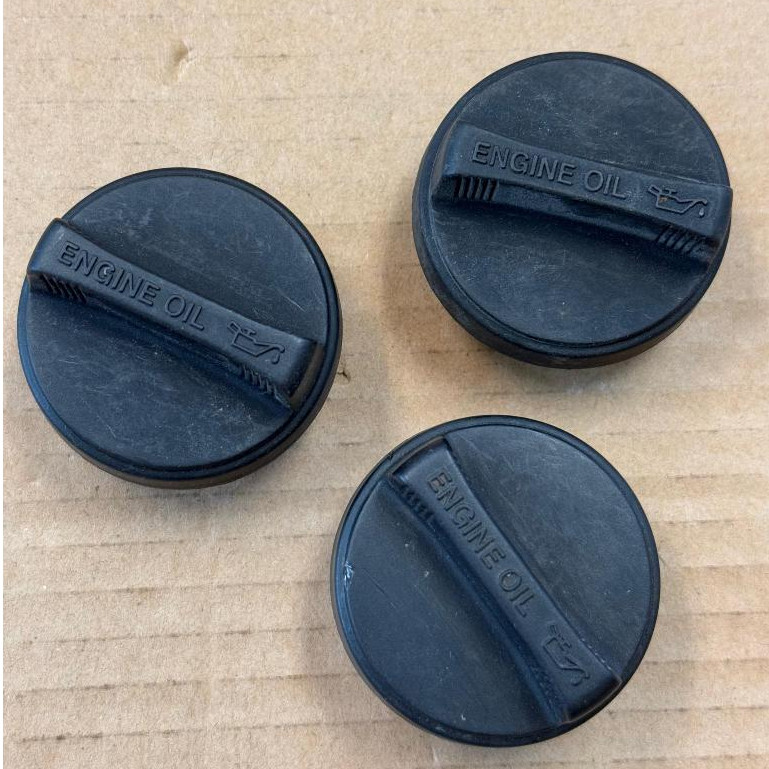 TOYOTA VIOS YARIS NCP42 NCP93 NCP150 NCP151 ENGINE OIL CAP / MINYAK ...