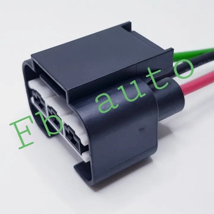 socket 3PIN Hyundai Elanta I10 Sonata condensor fan motor plug socket ...