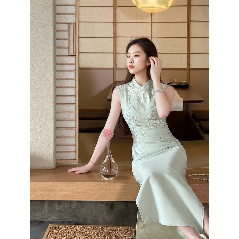 Green Embroidered Cheongsam - Improved Embroidery, Stylish Summer Wear ...