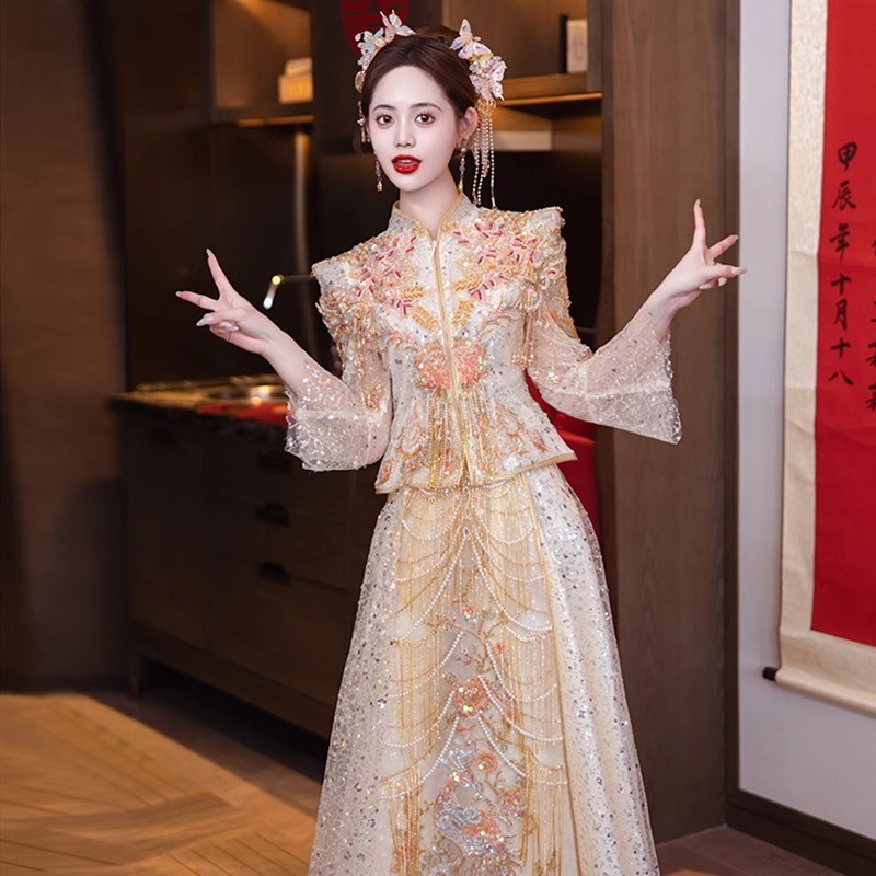 Xiuhe 2025 Bridal Gown - Traditional Chinese Wedding Attire with Kimono ...