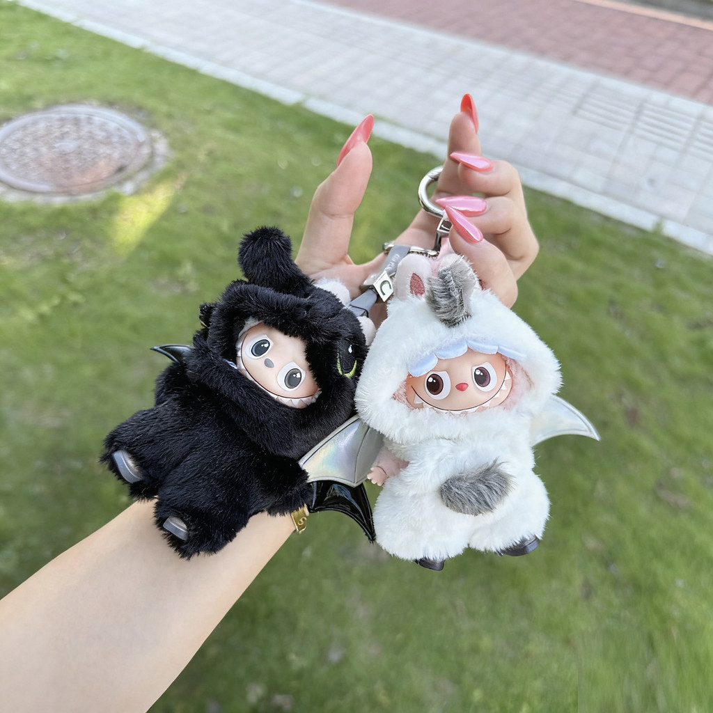 4.0 Mini labubu Toothless Baby Clothes Small White Tooth Headgear ...