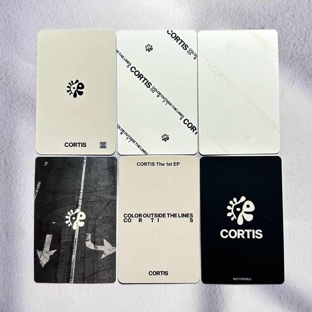 Golden Master Training Photocard cortis Golden Master Training scene2 ...