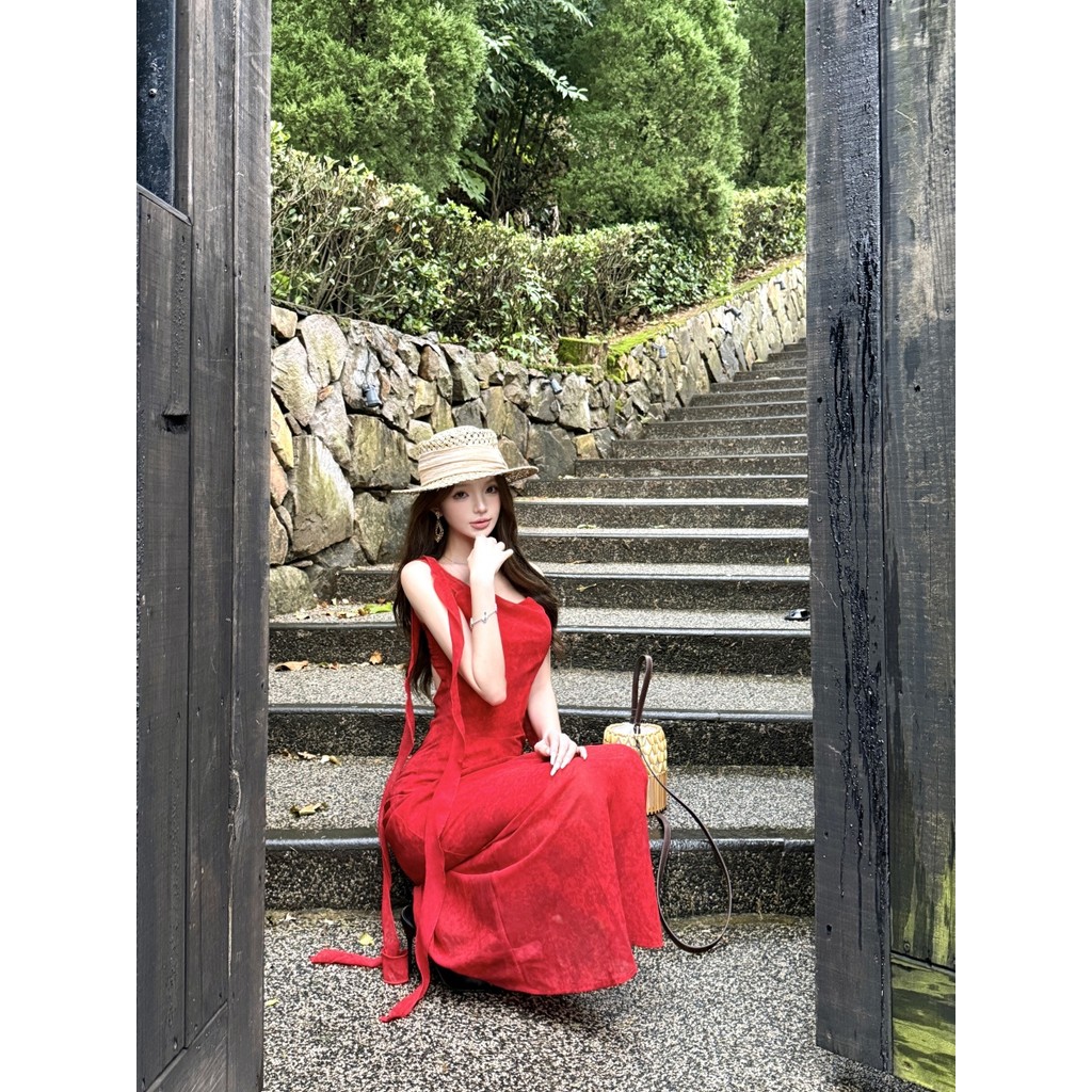 Red dress with seductive backless design | Shopee Malaysia
