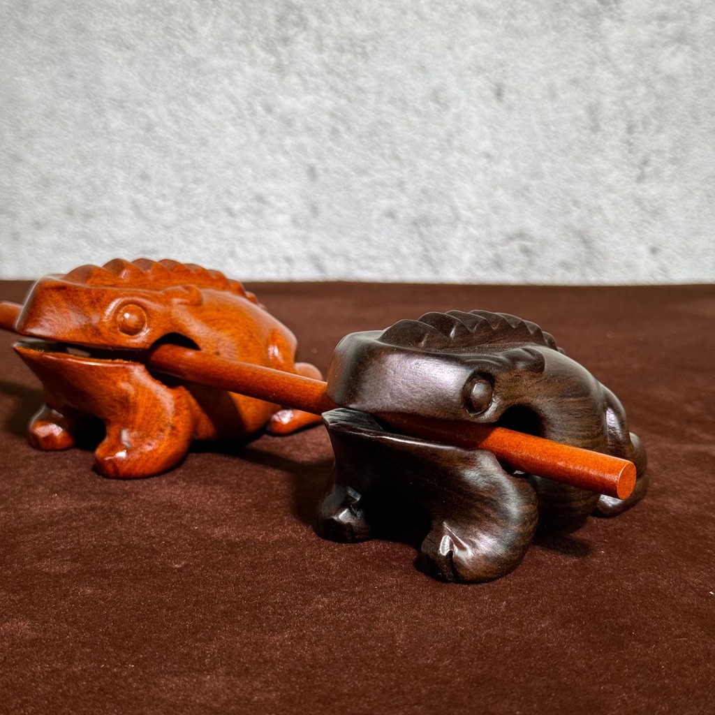 Ebony Wood Carved Frog Crying for Wealth Ornament Toad Sound Toy Solid ...
