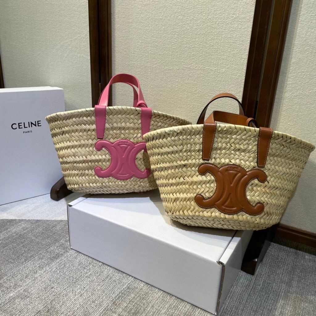 2023 This Female Bag Celine Celine Medium Arc de Triomphe Label Sticker ...