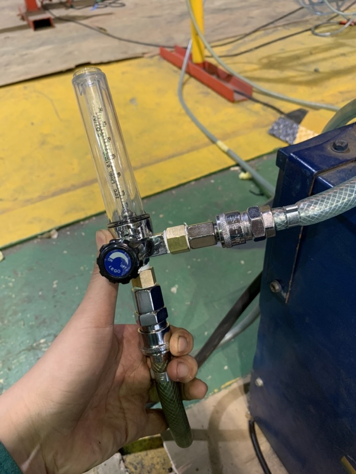 welding Tig argon control gas purging meter welding meter adjusted ...