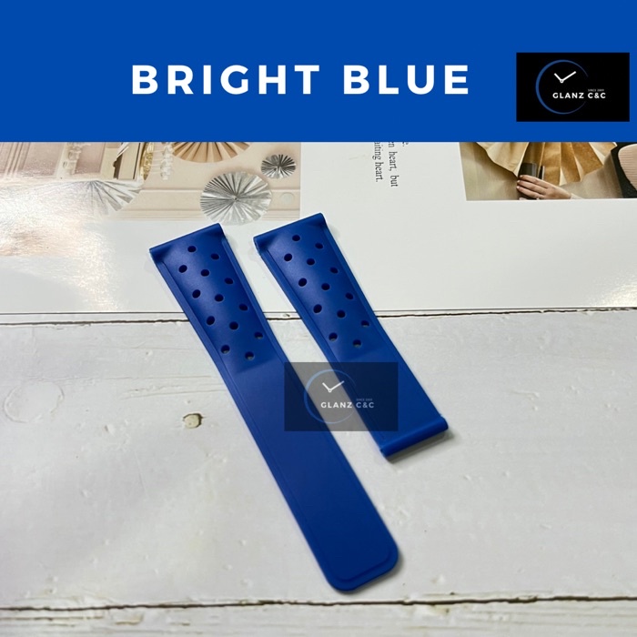 Tagone Hole Design Smooth Silicone Rubber Strap 22mm 通用硅胶表带 Tali jam ...