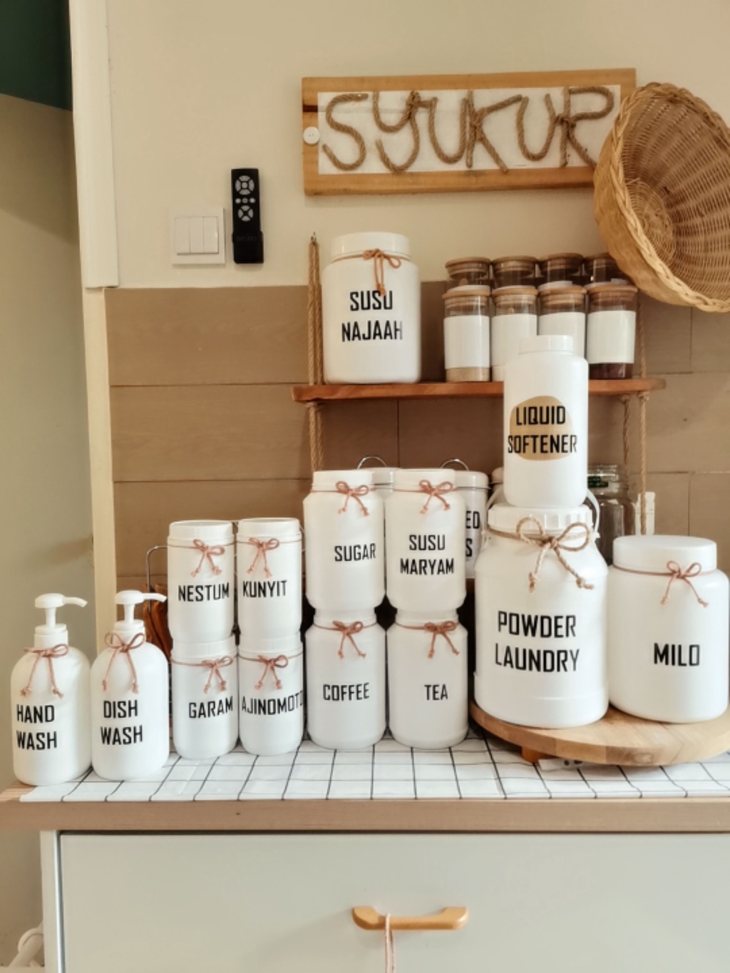 SWEETY Minimalist Nordic Series Dispenser Bottle 750ml for Bathroom ...