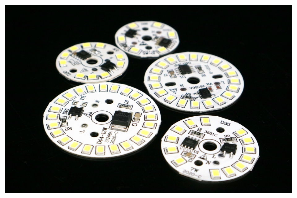 Got Liang LED Chip 3W 5W 7W 9W 12W for Light Bulb 90 Lumen/W 2835SMD ...