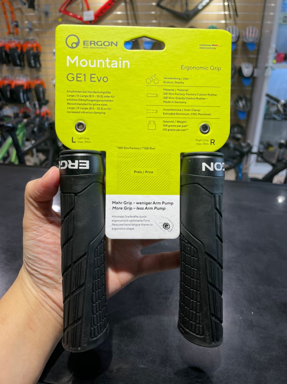 Ergon GE1 Evo Mountain Bike Handlebar Grip Ergon GE1 Evo Bicycle Grip ...