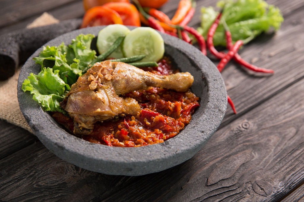 Sambal Penyet Opah (Pedas) Inspirasi Surabaya | Ready To Eat Spicy ...