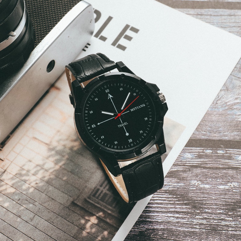 Unisex Creative Watch Men Double Arrow Dial Leather Or Silicon Band ...