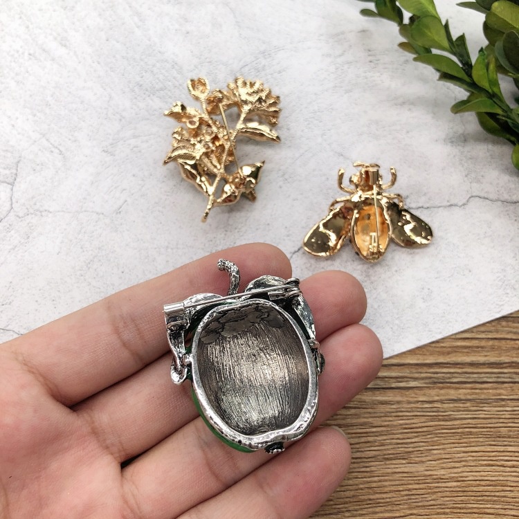 Vintage Fairy Tale Versatile Brooch Insect Bee Pearl Brooches ...