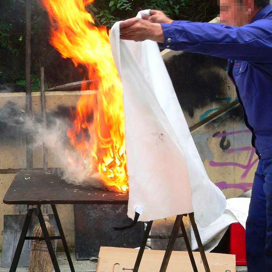 Fiberglass Welding Fire Blanket Heat Resistant | Fibreglass Cloth for ...