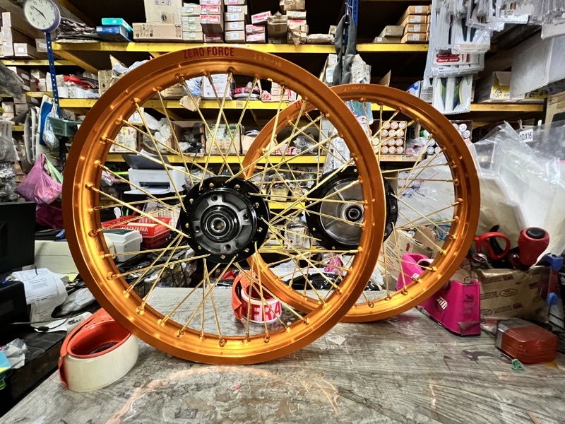 ALLOY RIM 160/18 YAMAHA RXZ COMPLATED HUB SET | Shopee Malaysia