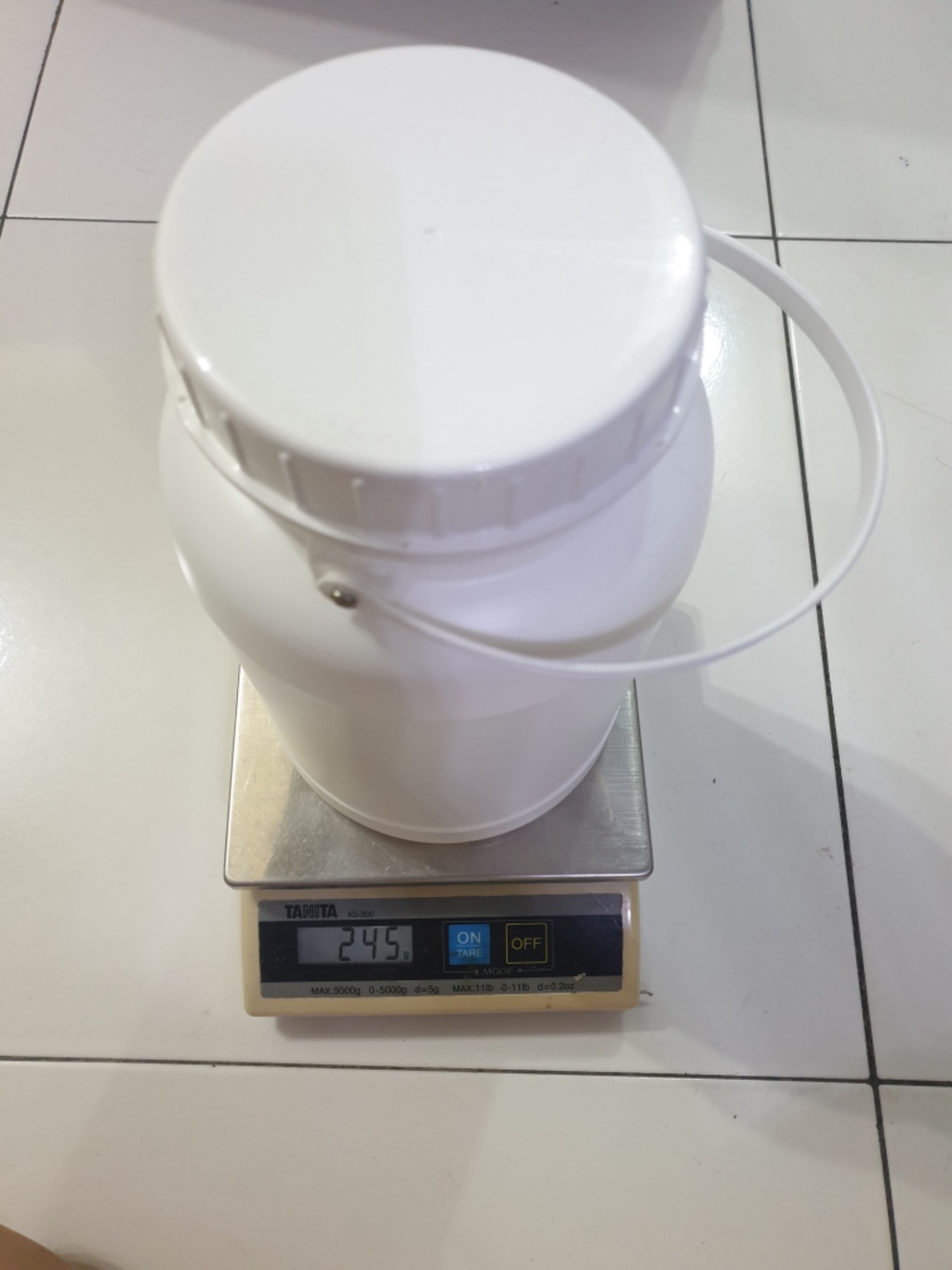 4000ml Thick & High Quality HDPE Bottle + Insert/ stopper 4000ml 厚高品质 HDPE 瓶 + 插入/塞子 × 1 ...