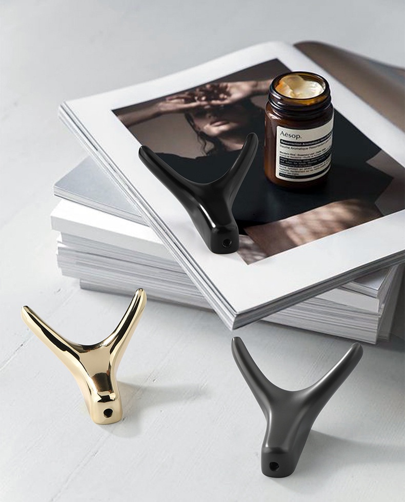 High-End Shoe Cabinet Wardrobe Hooks Scandinavian Entrance Wall Hanging ...