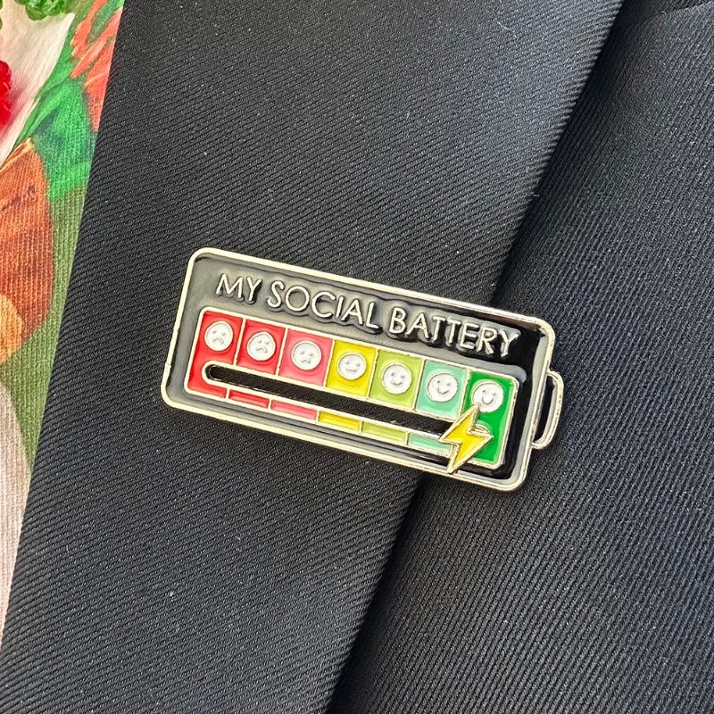 My Social Mood Battery Brooch for 7 Days Clothing Backpack Cute Battery ...