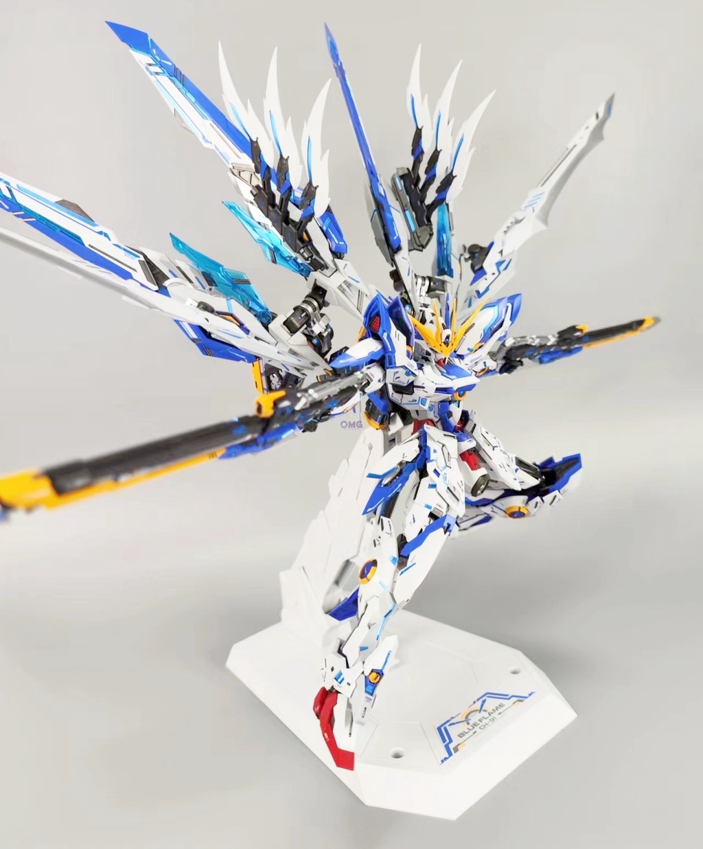 ZA Model 1/100 Blue Flame Assembly Model Kit CH-01 ZA08 ZA-08 ZZA Blue ...