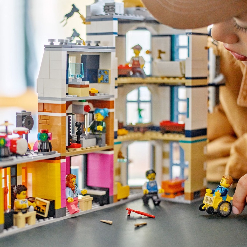 LEGO 31141 Creator Main Street Building Toy Set (1459 Pieces) | Shopee ...