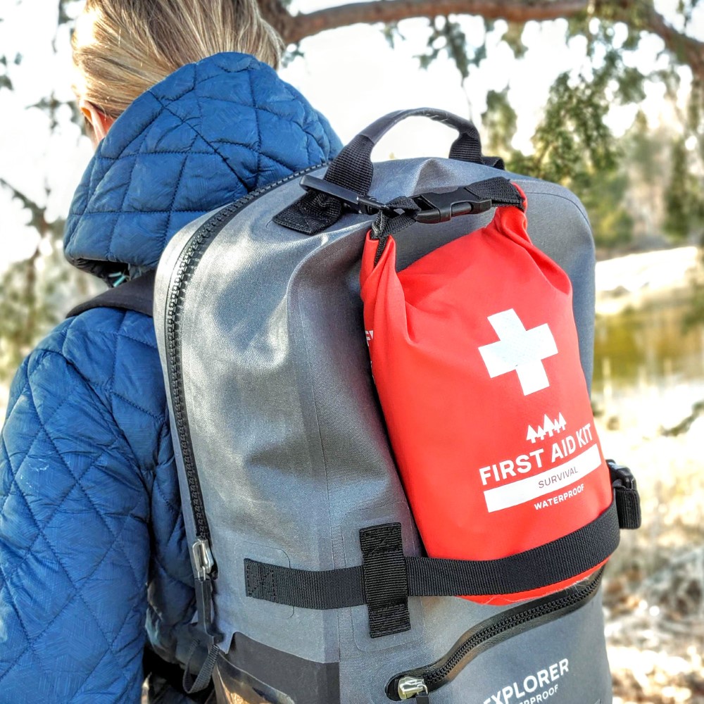 BREAKWATER SUPPLY WATERPROOF SURVIVAL FIRST AID KIT DRY BAG | Shopee ...