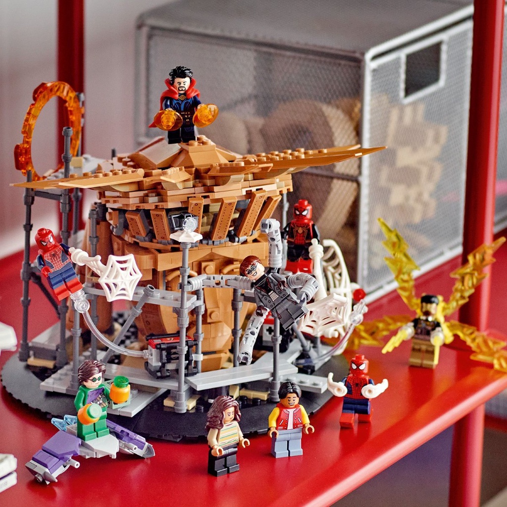 LEGO 76261 Marvel Spider-Man Final Battle Building Toy Set (900 Pieces ...