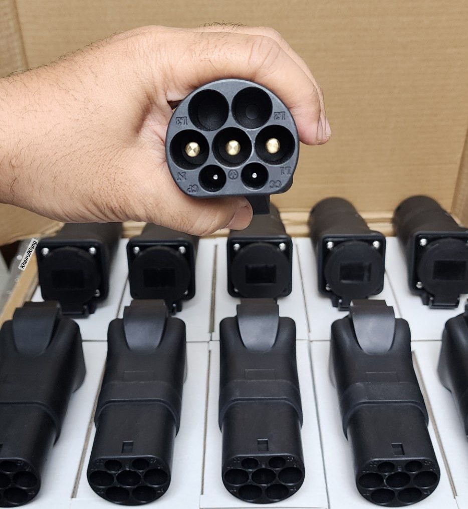EV Type 2 Male Socket to EU/UK Plug Charging Adapter Portable Connector ...