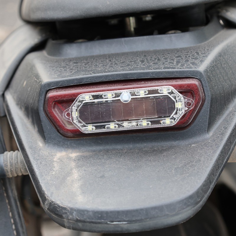1/2/4pcs Motorcycle Anti Rear End Light - Solar Car Strobe Flashing ...
