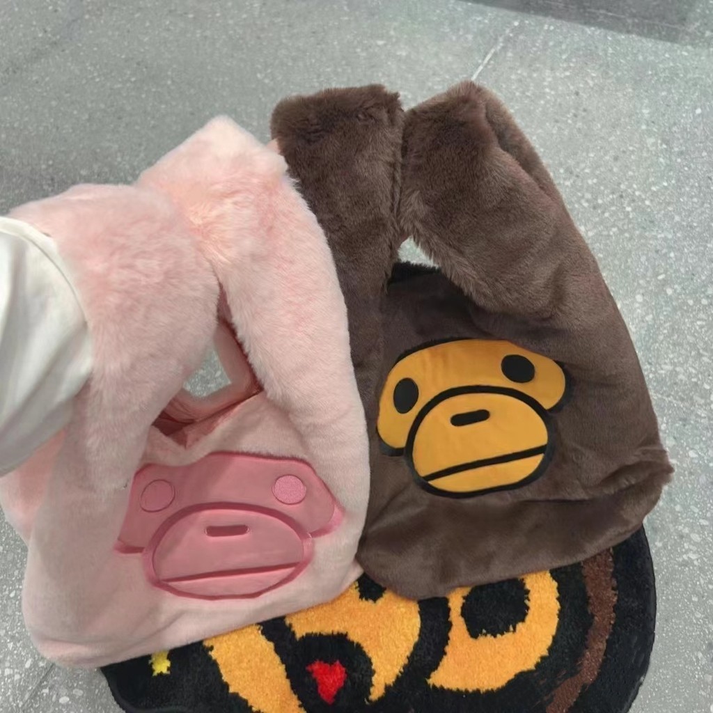 2025 New Velvet Handbag Monkey Cartoon Girl Shoulder Bag High-capacity ...