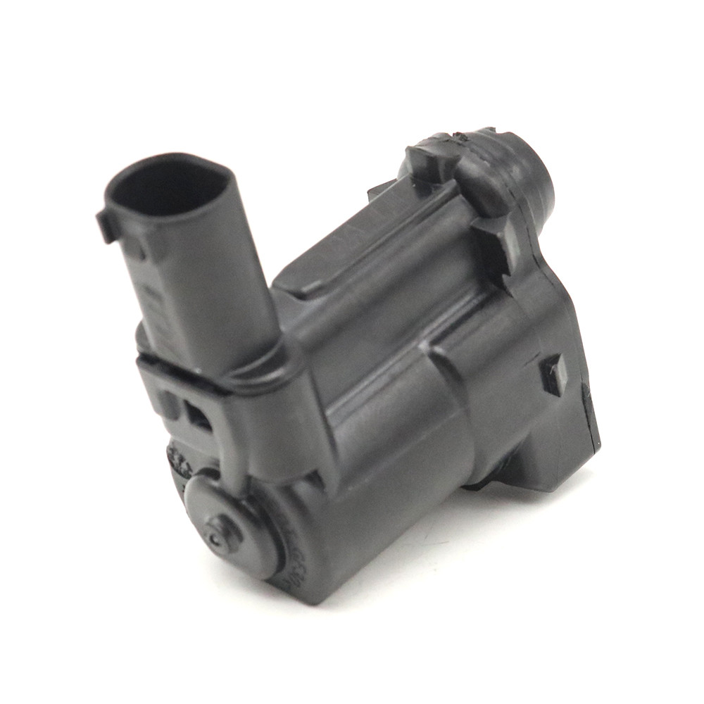 Oil Tank Door Latch Fuel Flap Cap Lock Motor For Volvo XC60 2018-2024 ...