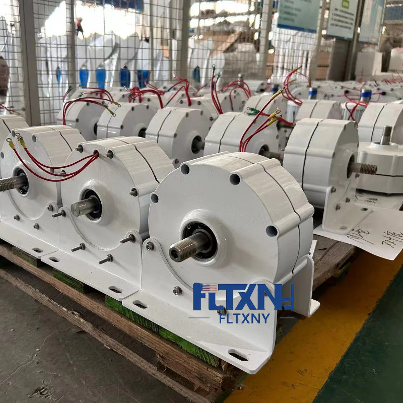 China Factory 4000W 300rpm Low Speed Permanent Magnet Generator ...