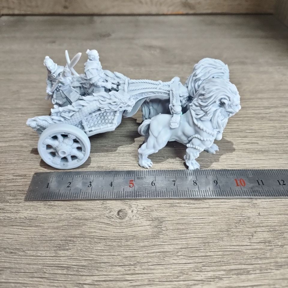 Light Curing 3D Printing Chess Piece War Chess White Model Lion Chariot ...