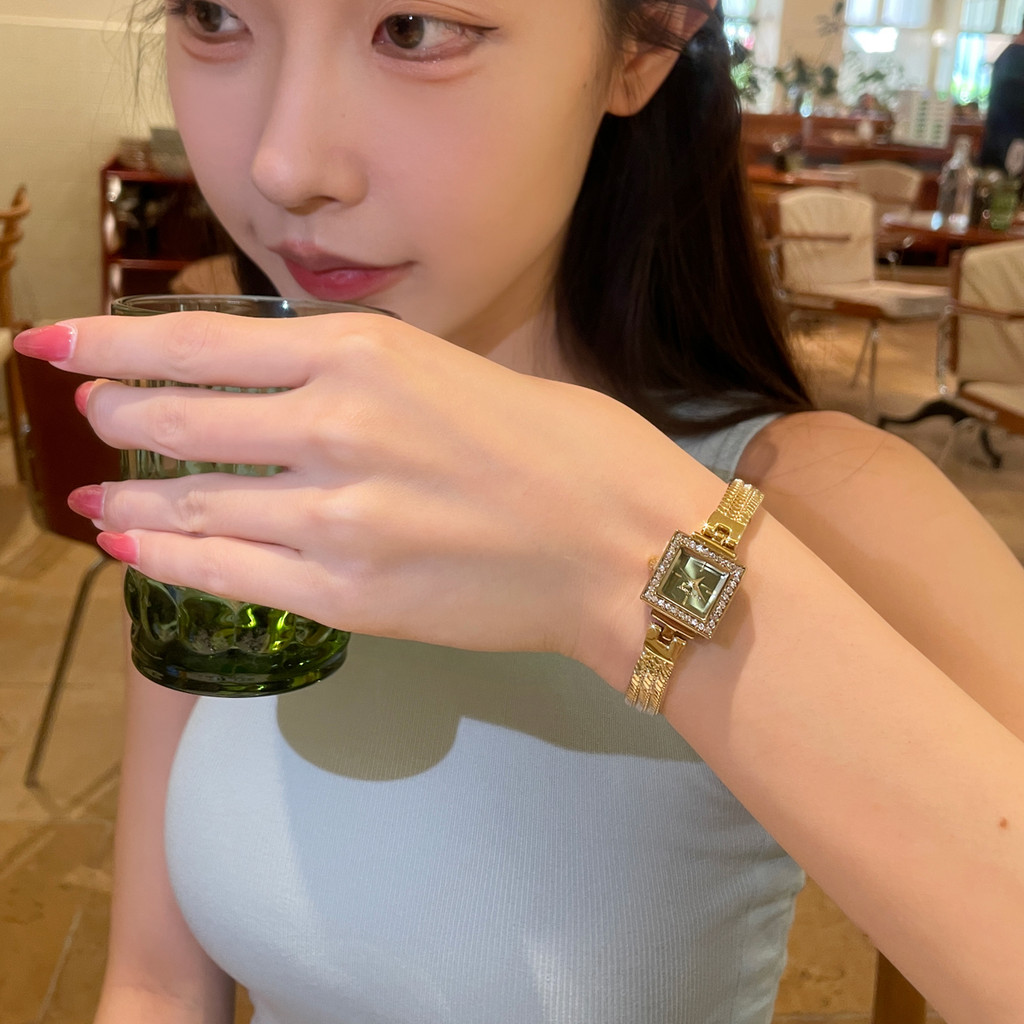 CILOA Light Luxury Niche Diamond Small Square Watch 2025 Ladies Genuine ...