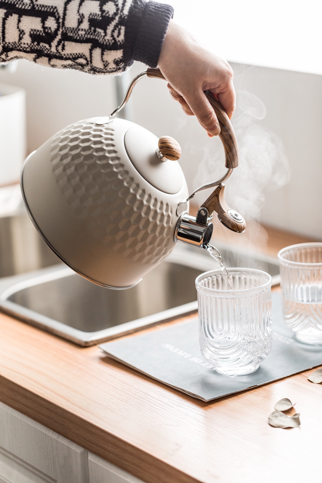 2.5L Stainless Steel Whistling Kettle Food Grade Tea Pot kettle Cerek ...