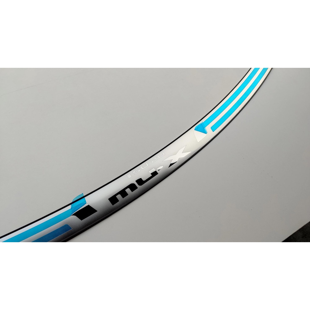 Car Styling For Isuzu MU-X MUX Car Accessories Rear Bumper Pad Bumper ...