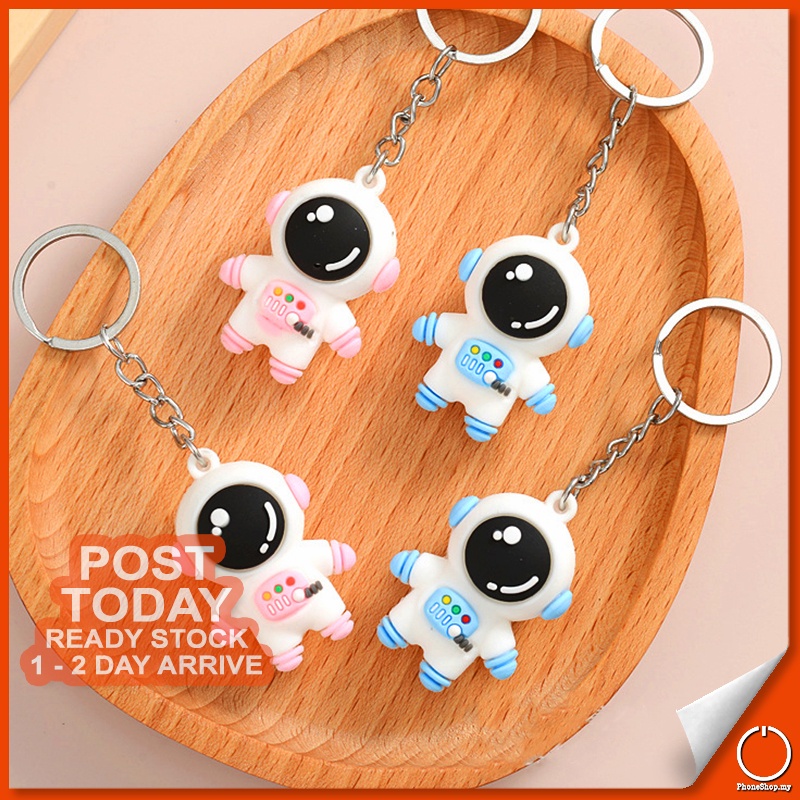 𝐂𝐎𝐌𝐏𝐀𝐂𝐓 𝐒𝐈𝐙𝐄 Cute Cartoon Astronaut Space Keychain Three-Dimensional ...