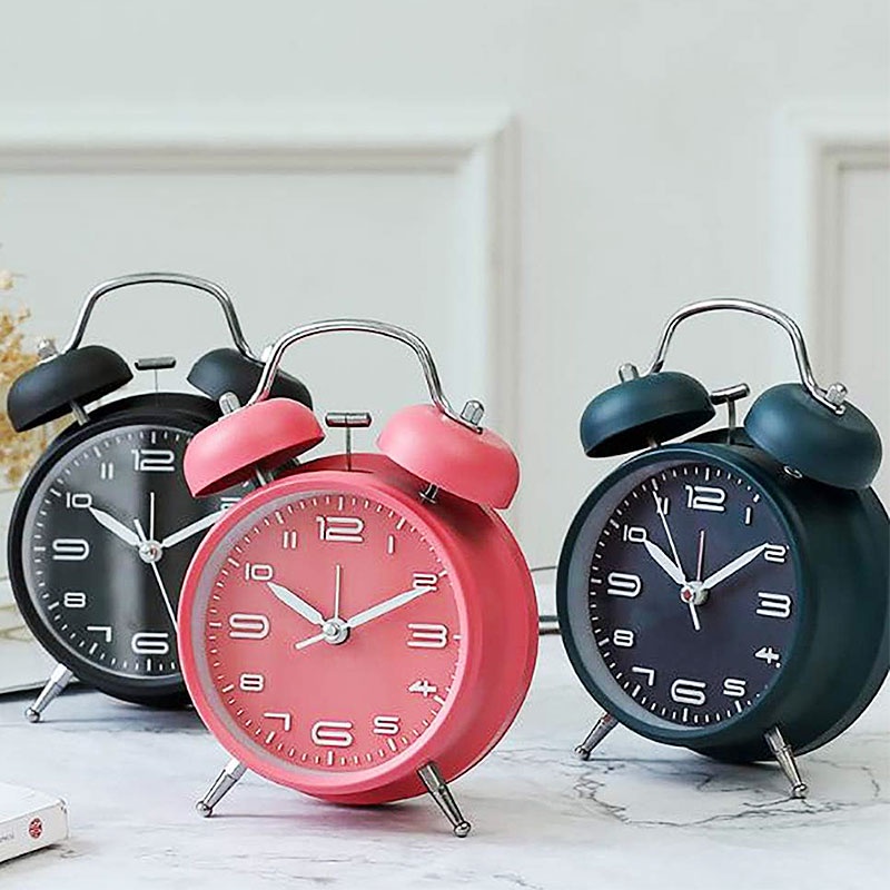 𝗡𝗢𝗡 𝗧𝗜𝗖𝗞𝗜𝗡𝗚 》 4 Inches Classic Retro Alarm Clock Twin Bell Mini Loud ...