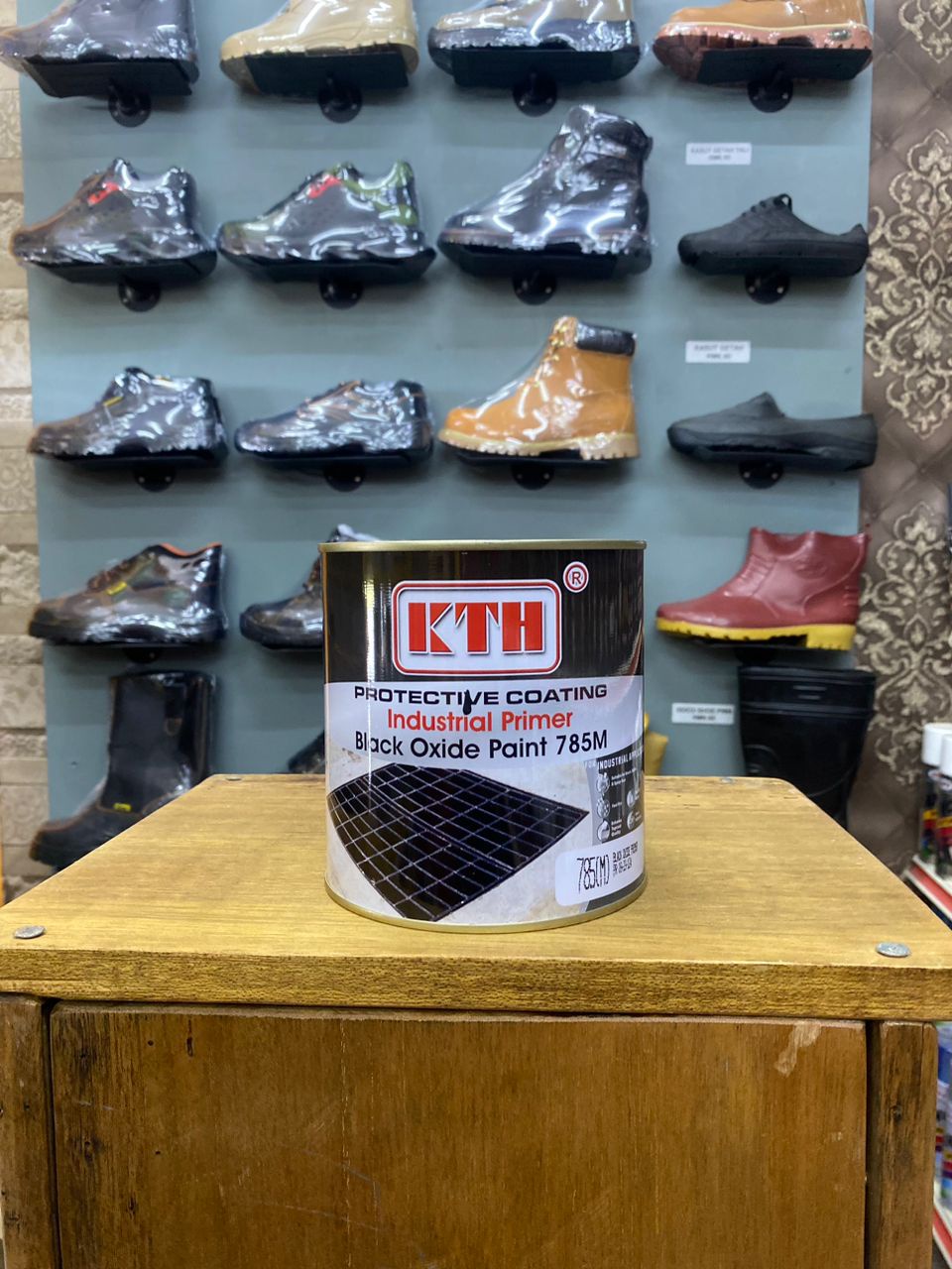 1L KTH 785M black paint cat besi / cat hitam kilat / cat kayu wood ...