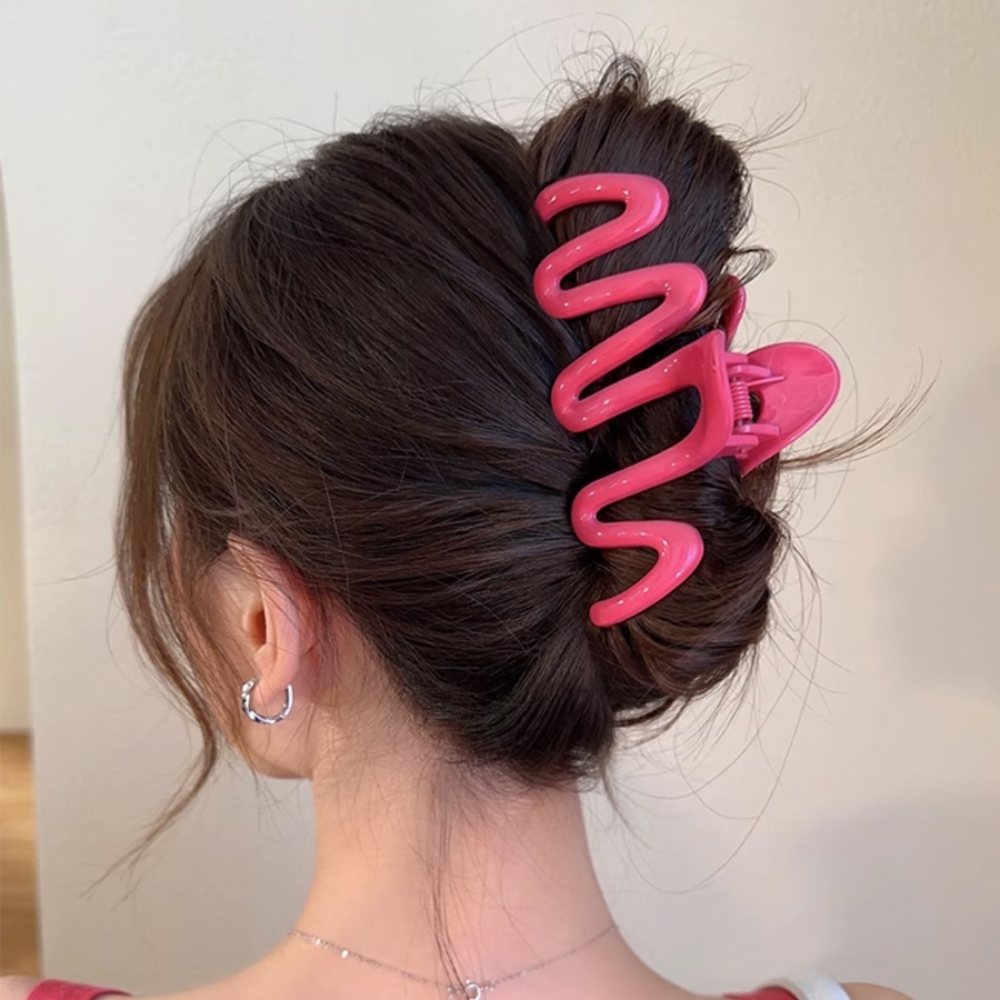 Wavy Shaped Hair Claw Clips Minimalist Style Plastic Hair Claws Fashion ...