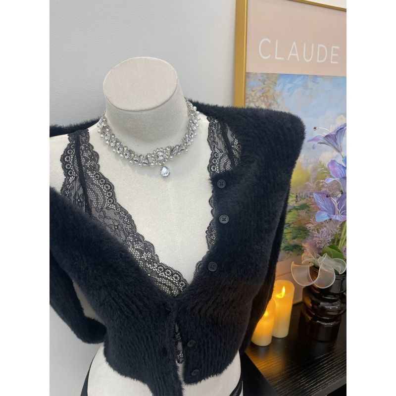 New French lace lingerie with a small chest and no steel ring, paired ...