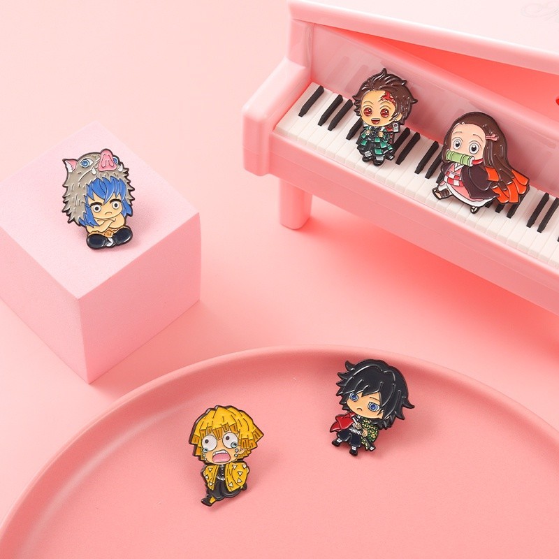 50Styles Various Anime Character Pin One Piece Luffy Enamel Brooches ...
