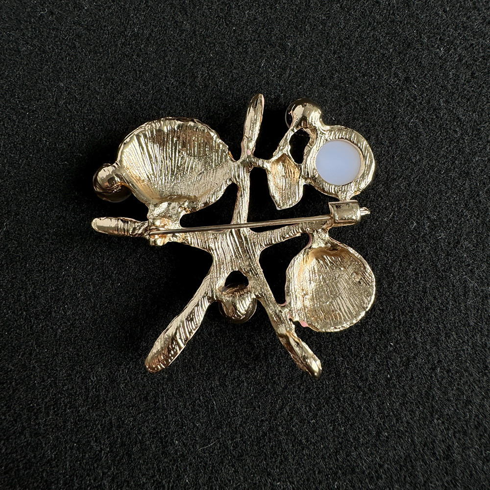 Brooch Female High-End Marine Life Brooch Starfish Shell Fashion Pin ...